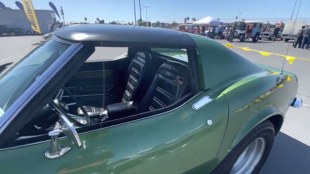 This Green C3 Corvette looks amazing - YouTube