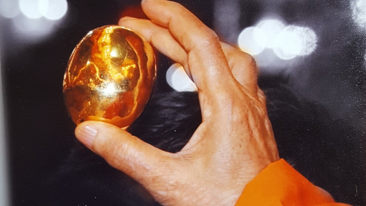 HIRANYAGARBA - l'Oeuf Cosmique ( Cosmic Egg) SAI BABa @RisharIsha11 ...