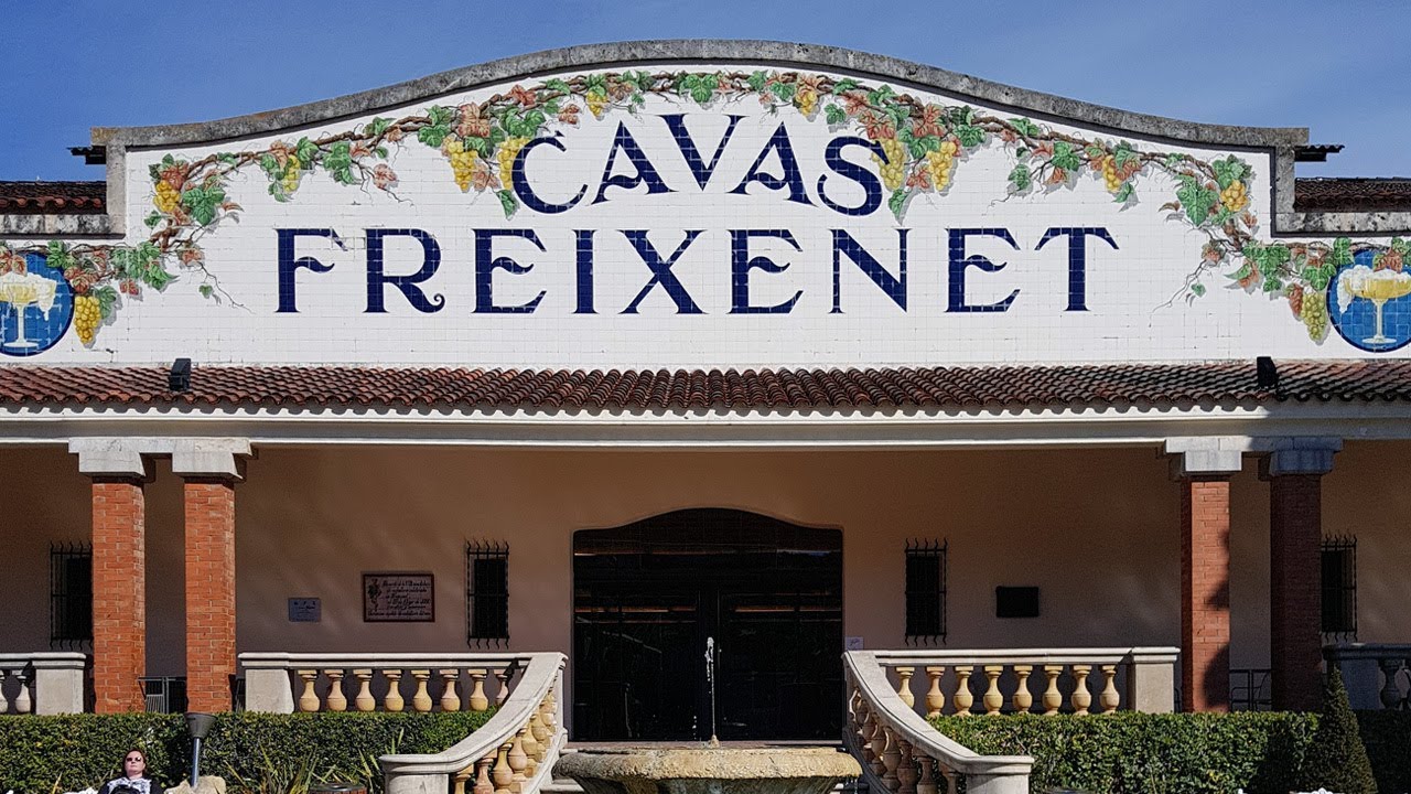 WALKING TOUR [2018.04] Freixenet Winery Tour - YouTube