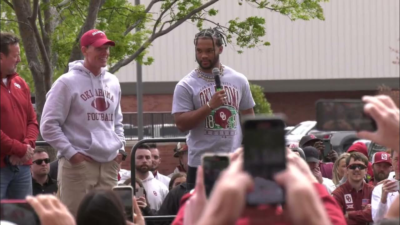 Kyler Murray Statue Unveiling | April 22, 2023 - YouTube