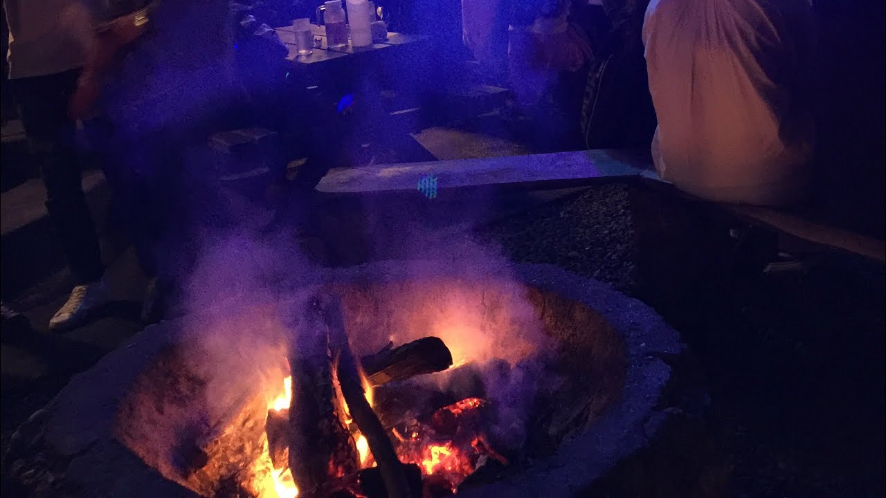 Awesome Bonfire at bar in the Philippines ,Red Lion in Baguio city ...