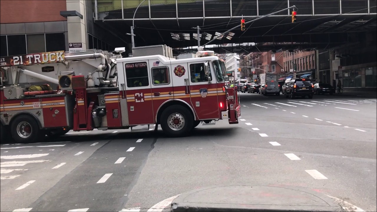 FDNY TOWER LADDER 21 RESPONDING ON WEST 40TH STREET IN HELL'S KITCHEN ...
