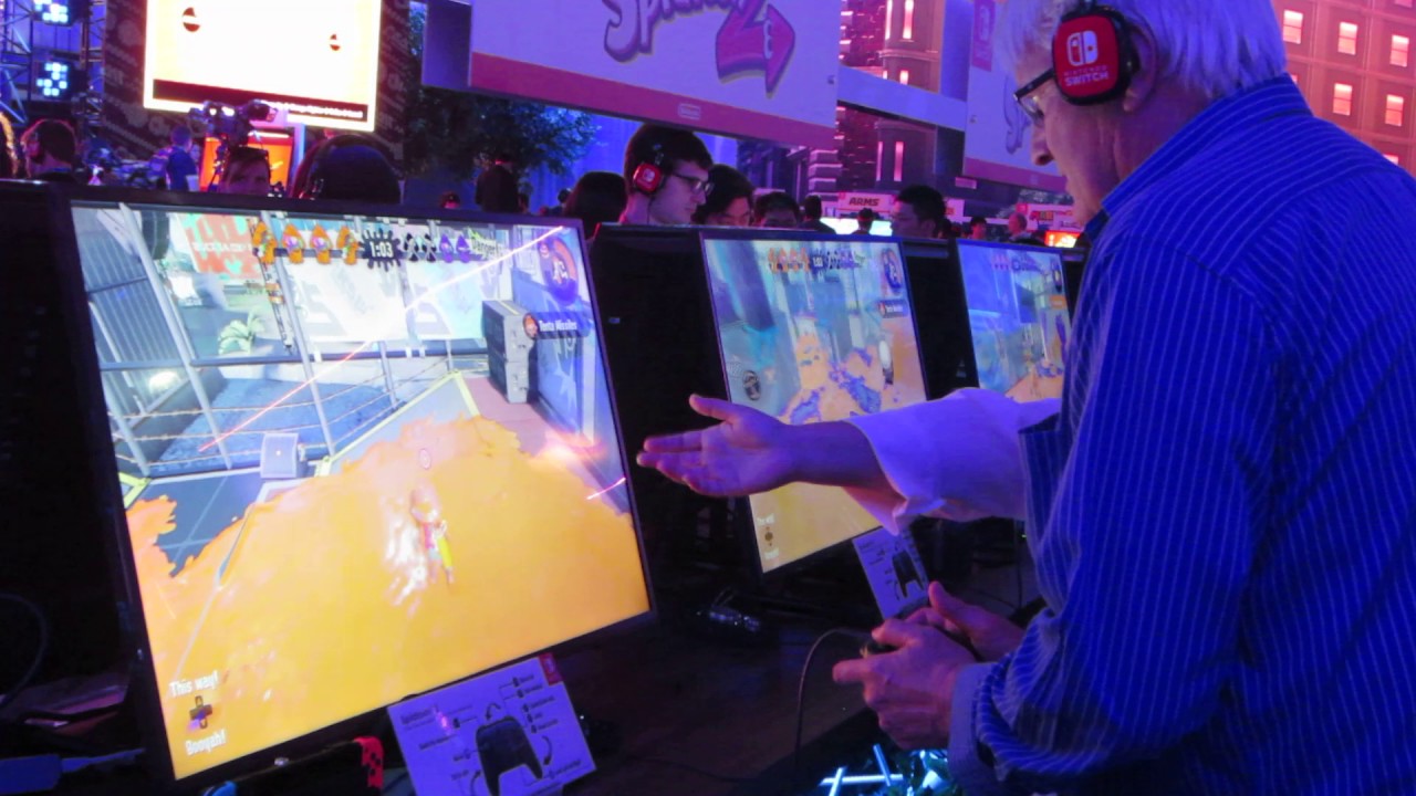 Charles Martinet (Voice of Mario) playing Splatoon 2 at E3 2017 - YouTube