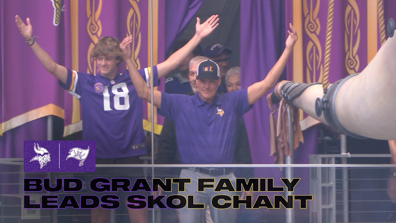 Bud Grant's Family Leads the Skol Chant and Sounds the Gjallarhorn ...