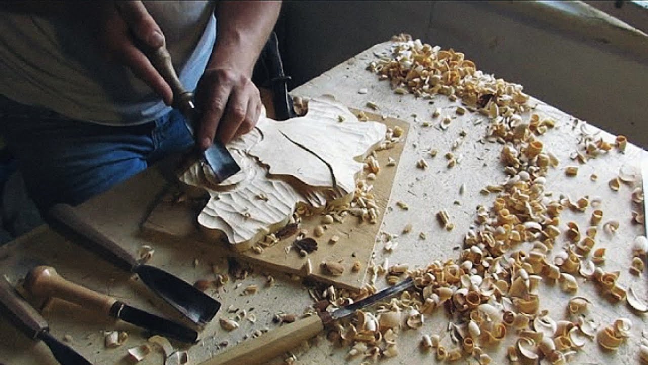 wood carving in Ukraine - YouTube