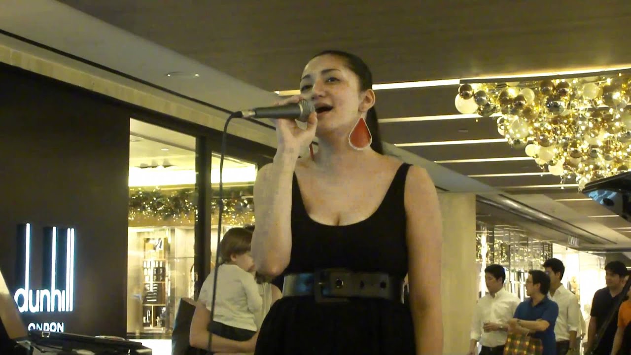 Nobody by Beverly Morata @ Paragon Music En Vogue 1 Jan 11 - YouTube