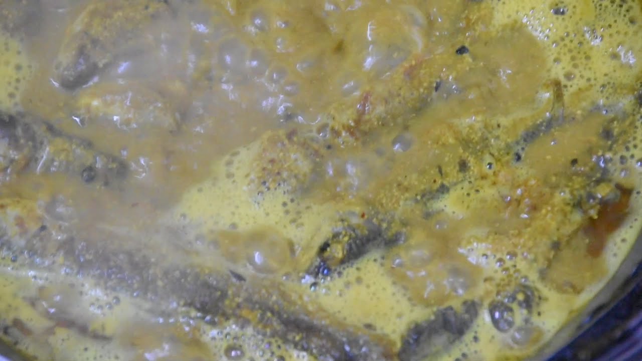 Fish Curry In Bihari Style // Fish Curry Recipe// - YouTube