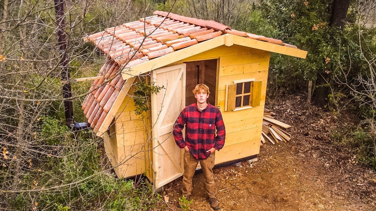 START TO FINISH - Building a Simple Cabin in Off Grid Bush (While I'm ...