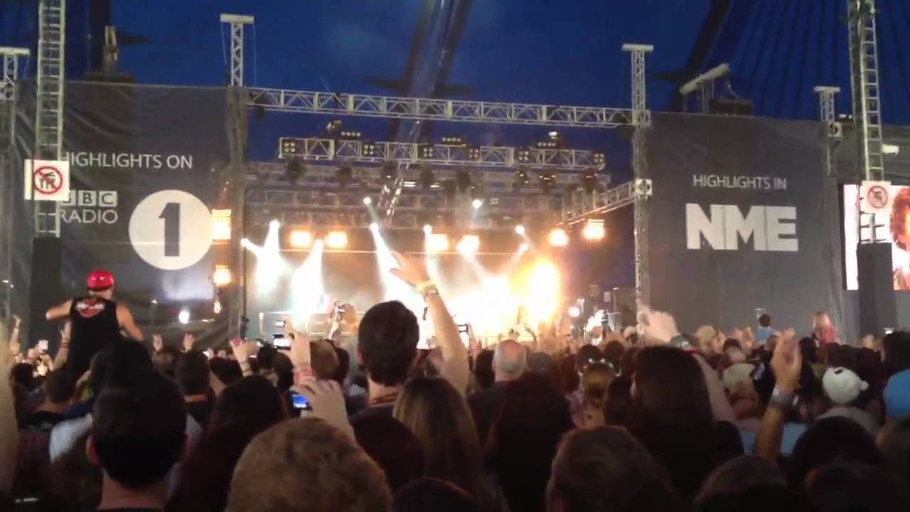Green Day at Reading Festival 2012 - YouTube