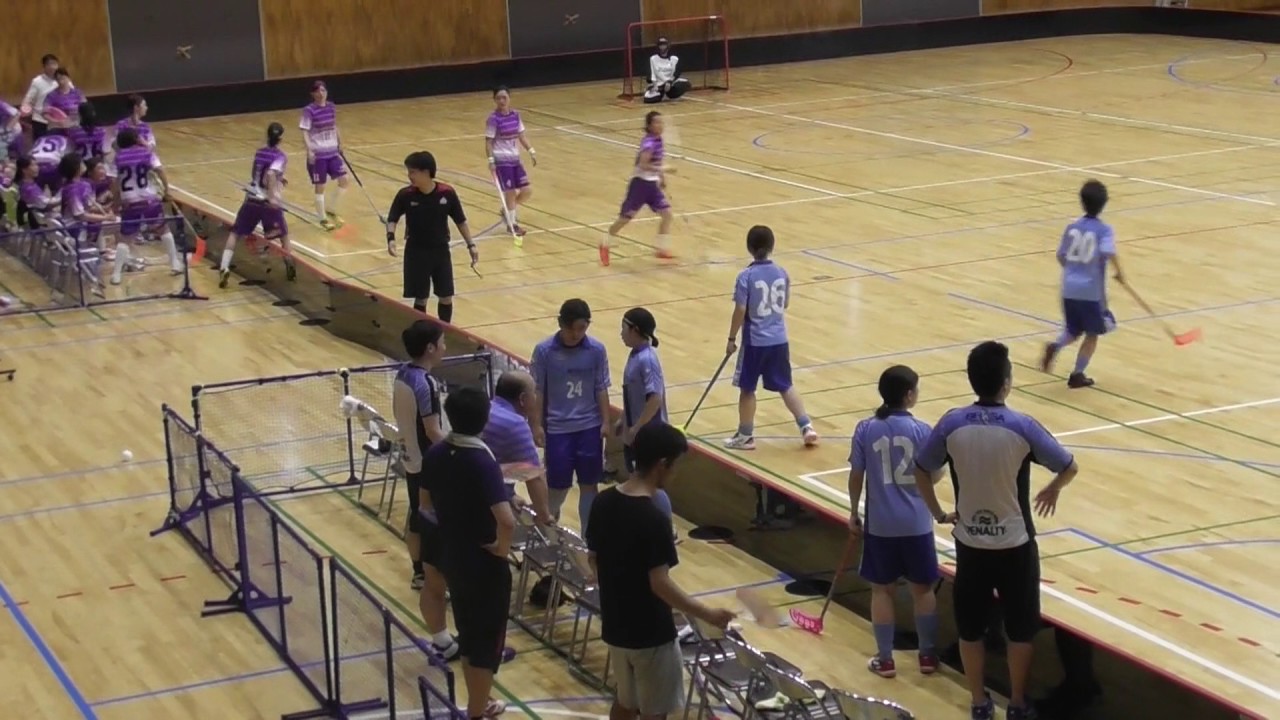 2017 Women's Japan Floorball League 駿河台大学 vs かもめ - YouTube