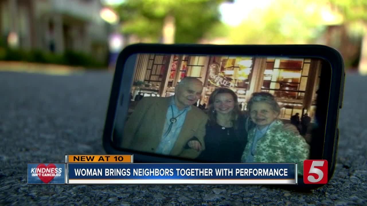 Nashville violinist creates balcony performances during COVID-19 - YouTube