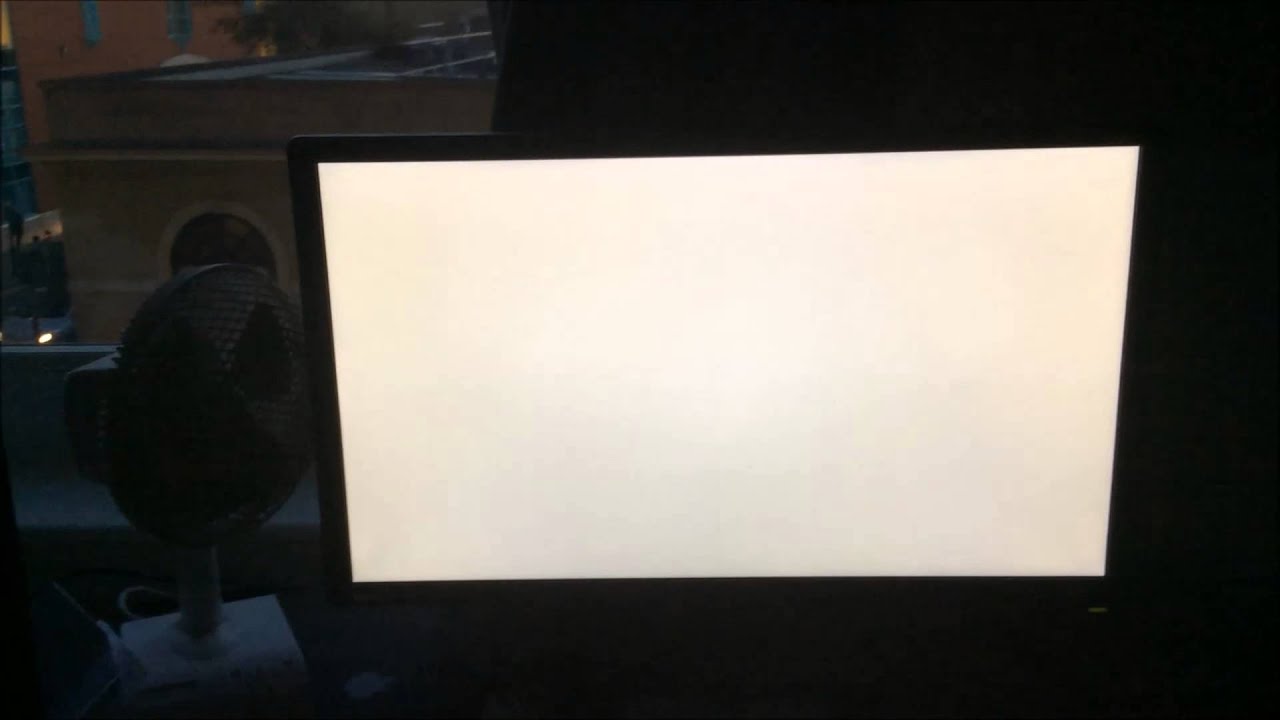 Graphical glitch upon startup of Windows - YouTube