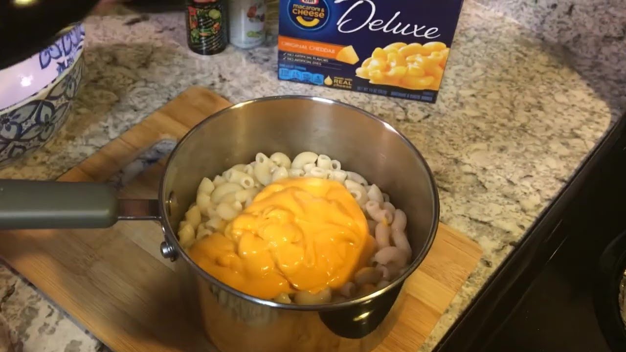 How to Make Macaroni and Cheddar Cheese from the Box | Delicious! - YouTube