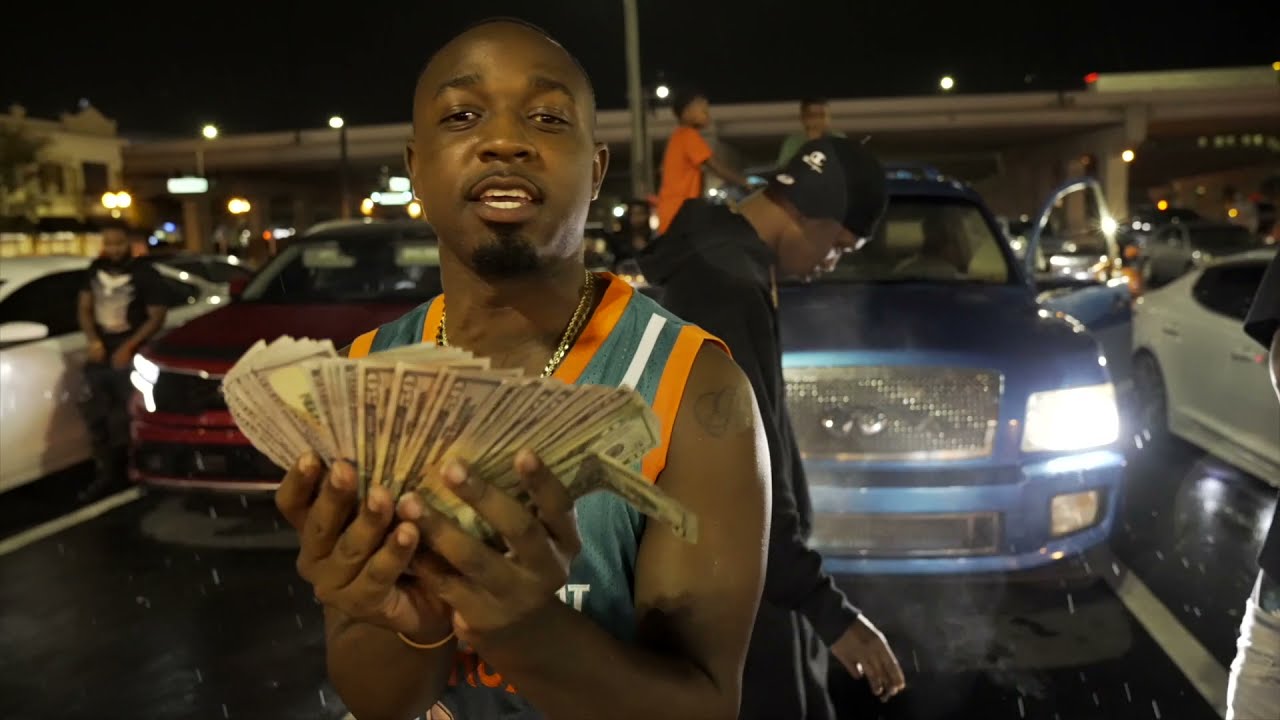 Hit Em Up Rondo ft. Goldenboy Countupboy - "ROAD RUNNA" (Official Video ...