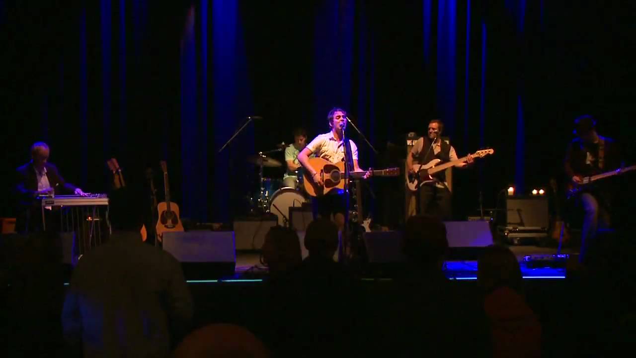 Shane Gamble - Fly (Live in HD) - YouTube