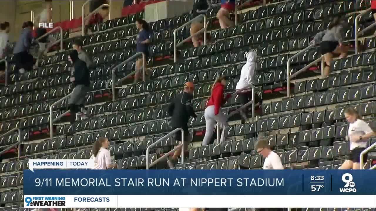Hundreds gather for 9/11 stair climb - YouTube