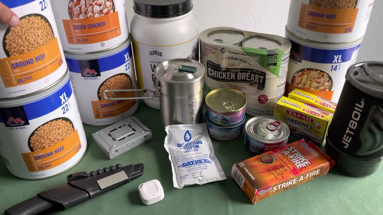 10 SURVIVAL Foods Every Prepper Should Stockpile NOW - YouTube