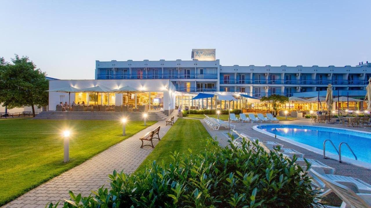 Hotel Senec Aqua Resort, Senec, Slovakia - YouTube