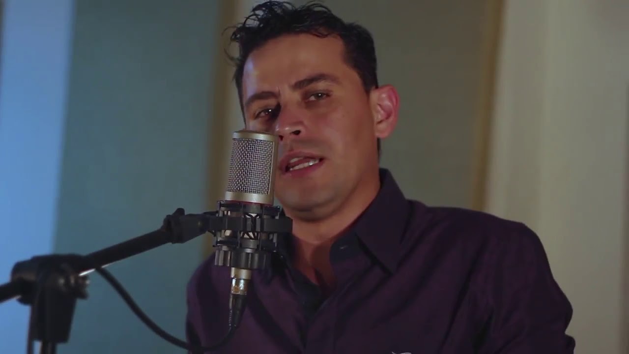 Thiago Roberto e Adriano - YouTube