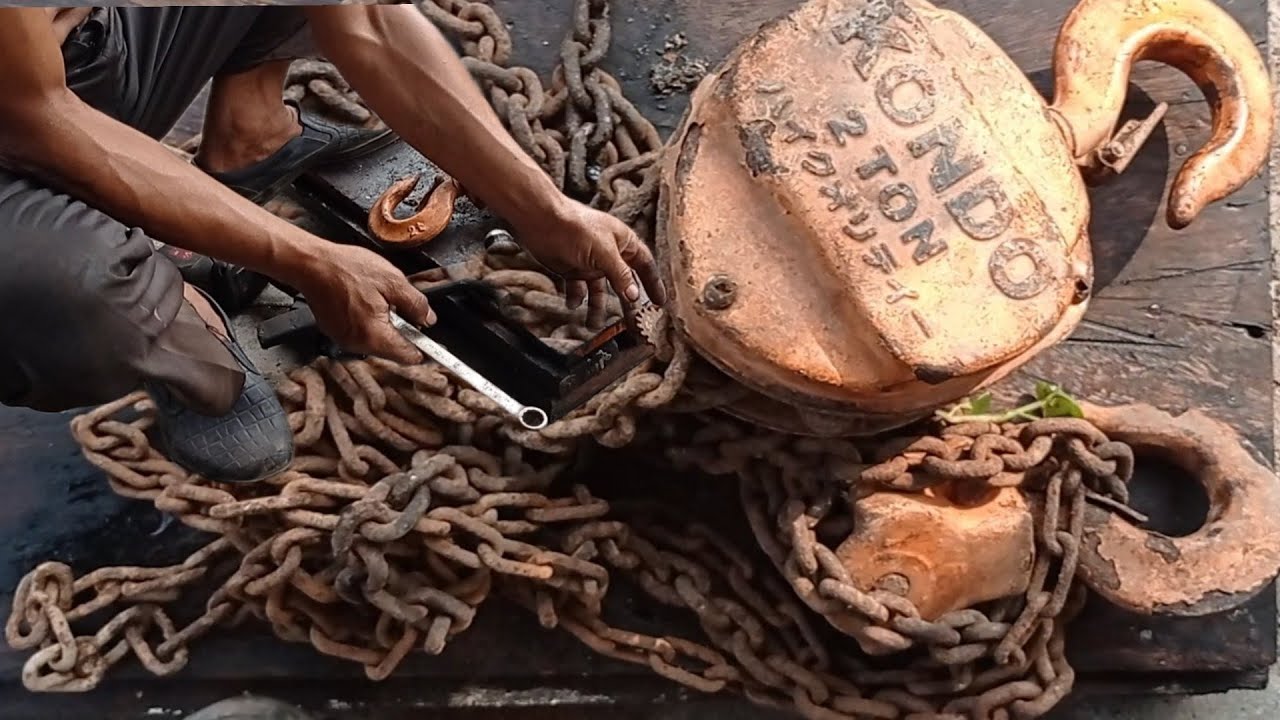 VINTAGE CHAIN HOIST RESTORATION, BLOCK AND TACKLE@ROMPALPITU - YouTube