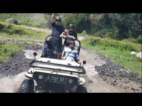 Clara Gopa Duo Semangka Basah Basahan Pake Jeep Merapi