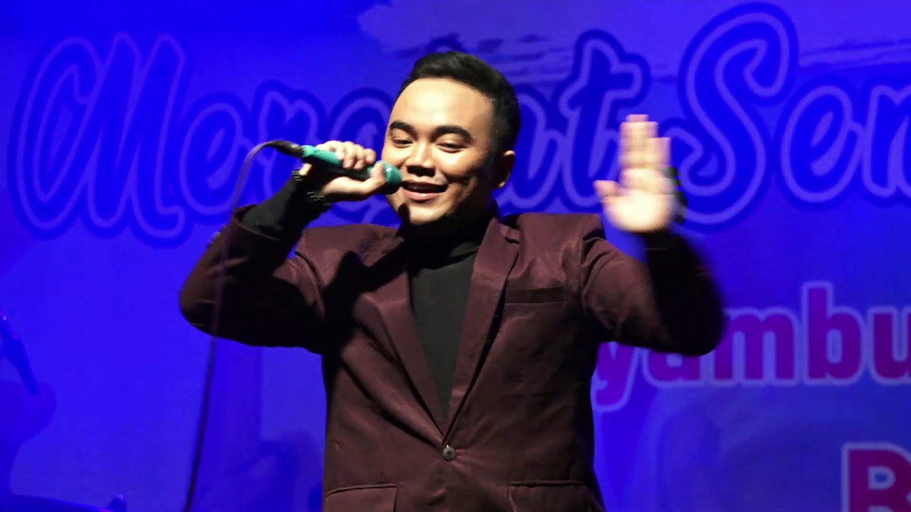 Merah Putih [Gombloh] - Gancar The Voice Indonesia - YouTube