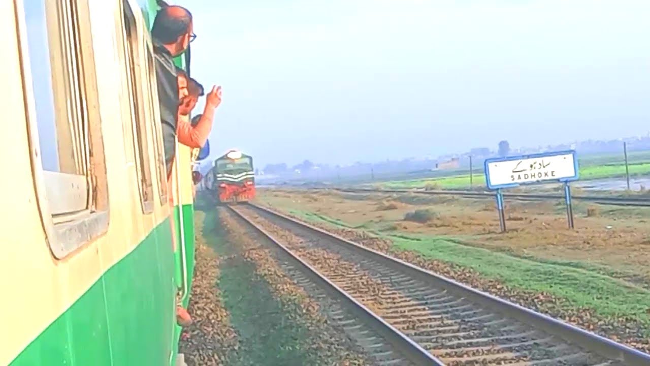 Two Trains Cross At Sadhoke Railway Station | Khyber mail And Subak ...