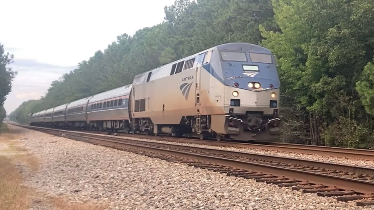 Amtrak P089 SB With AMTK Engine 111 Leading Departing Florence SC - YouTube