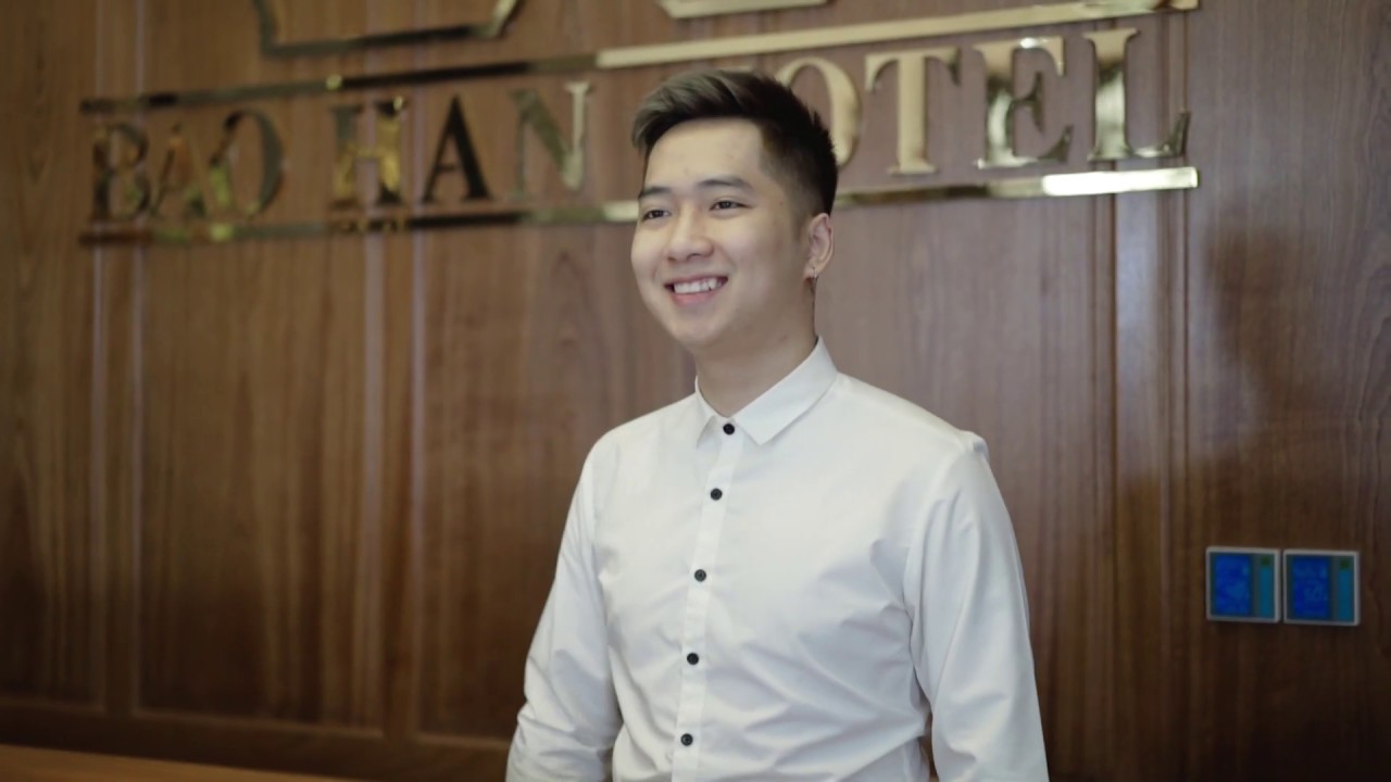 BAO HAN HOTEL - HA LONG - YouTube