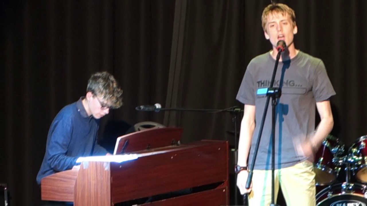 Louis Rawlinson - Stop forwarding all that to me - YouTube