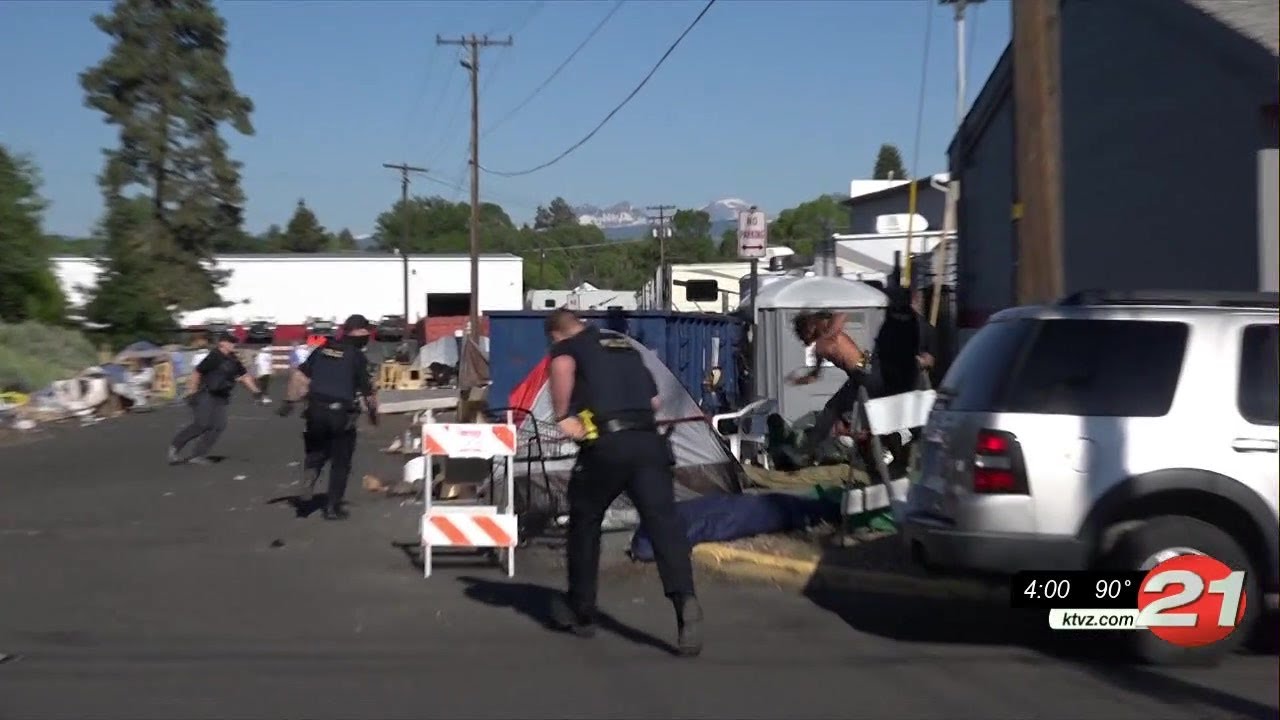 City of Bend begins Emerson Avenue homeless camp removal as protesters ...
