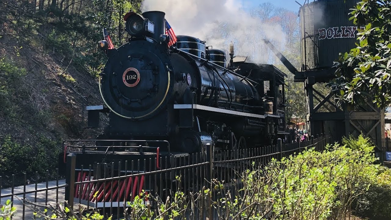 Riding the Dollywood Express (FULL VIDEO) - YouTube