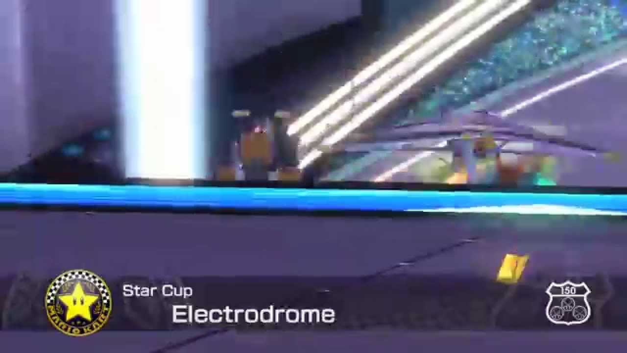 Mario Kart 8 Highlights #16 - Electrodome - YouTube
