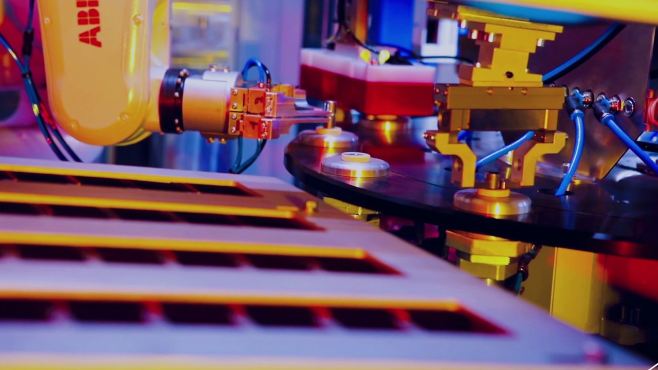 Roller bearing sorting machine - YouTube