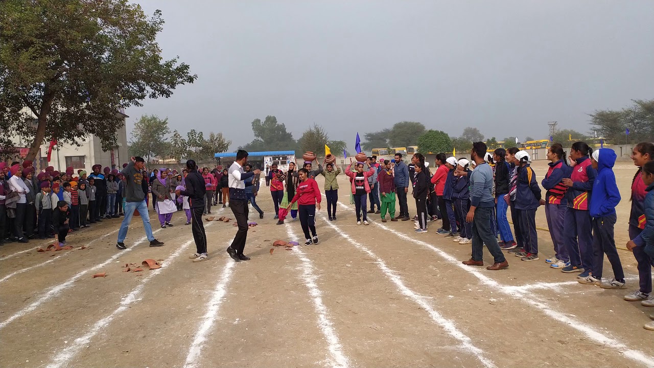 NISHAAN ACADEMY AULAKH ATHLETIC MEET MATKA RACE 2019 - YouTube