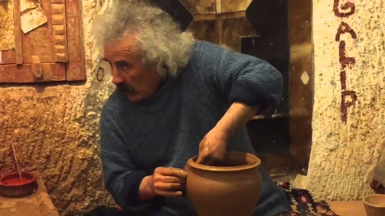 Master Kick Wheel Potter of Turkey - YouTube