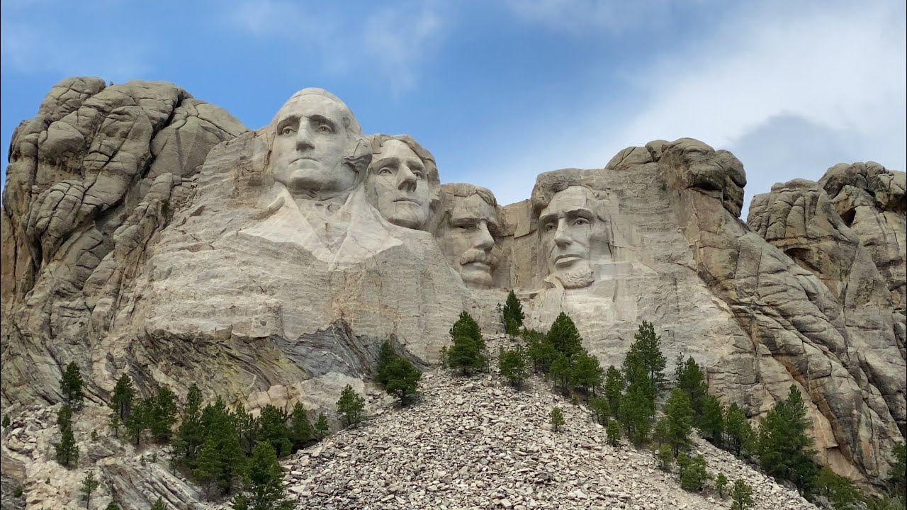 MT. RUSHMORE NATIONAL MEMORIAL | FAMOUS LANDMARK MT. RUSHMORE | MT ...