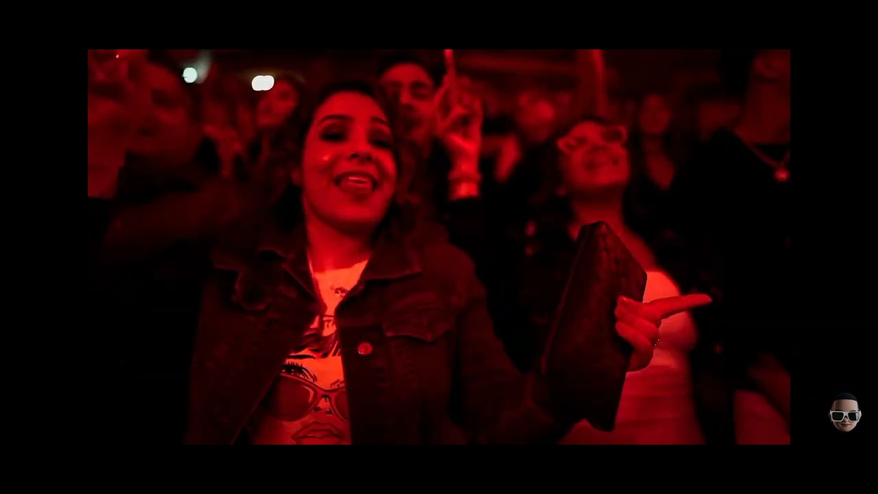 Nicky Jam Ft DADDY Yankee - La Combi Completa (En Vivo HD) - YouTube