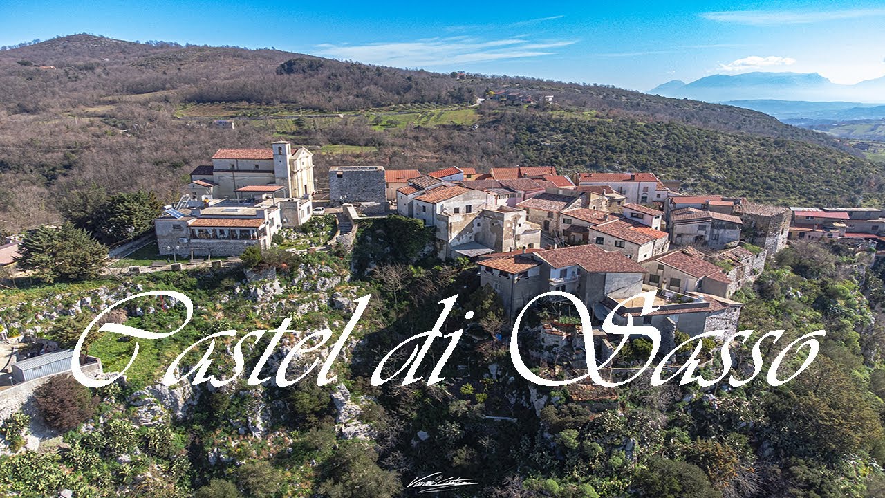 Il piccolo borgo di Castel di Sasso | Caserta | Drone | 4k | Cinematic ...