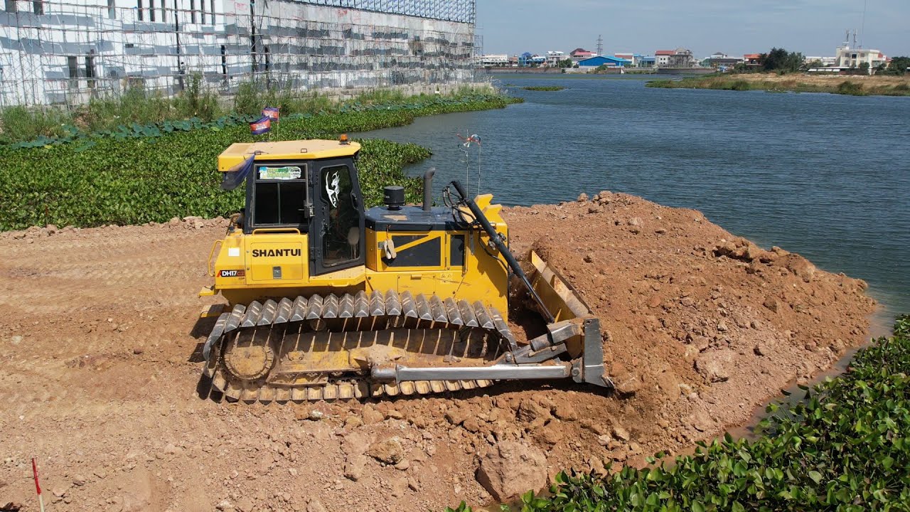Part08 Update Project, Operator Skills Bulldozer Shantui Dh17c2 Road ...