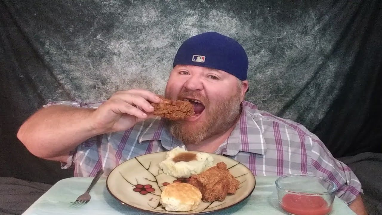 KFC FRIED CHICKEN AND MASHED TATERS AND GRAVY W/BISCUIT MUKBANG Y'ALL ...