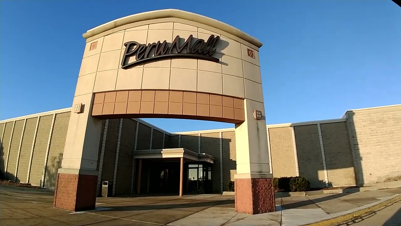 Peru Mall (exterior) in Peru, Illinois - A Deadmalls.com Presentation ...