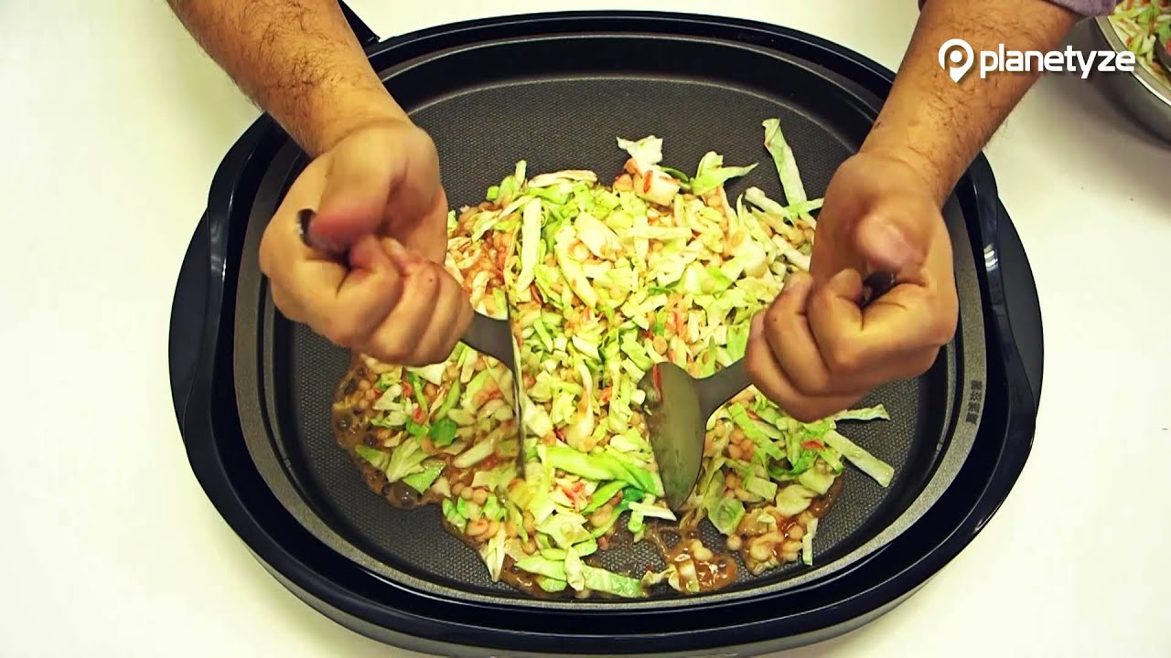 How to make Monja | One Minute Japan Travel Guide - YouTube