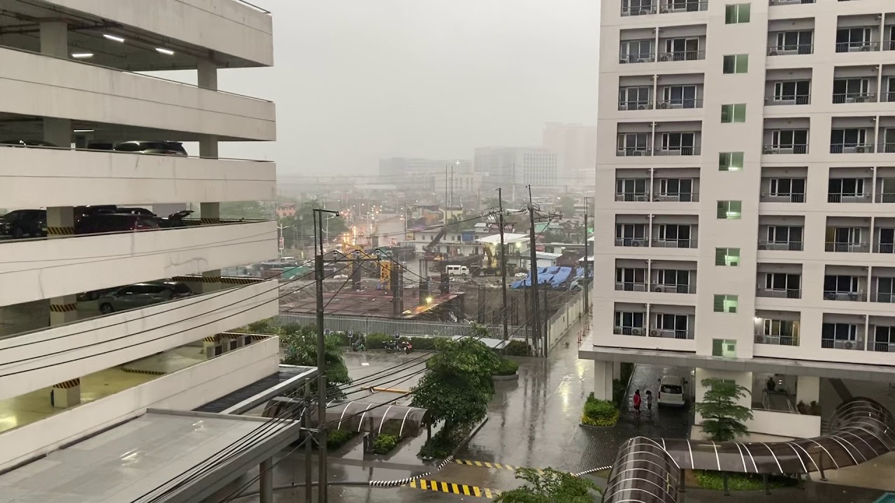 Raining in Manila #raining - YouTube