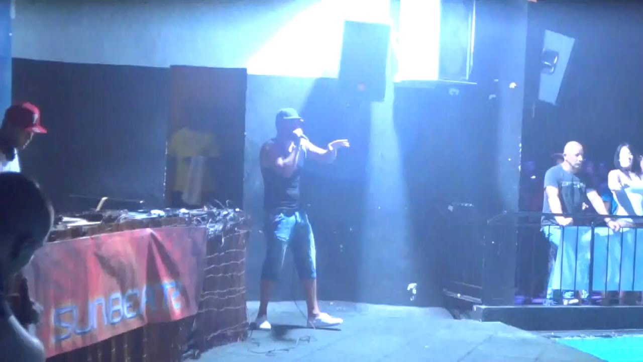 Majistrate w/MC Eksman @ Sunbeatz - Gala Nights Zoo Project, Ibiza ...