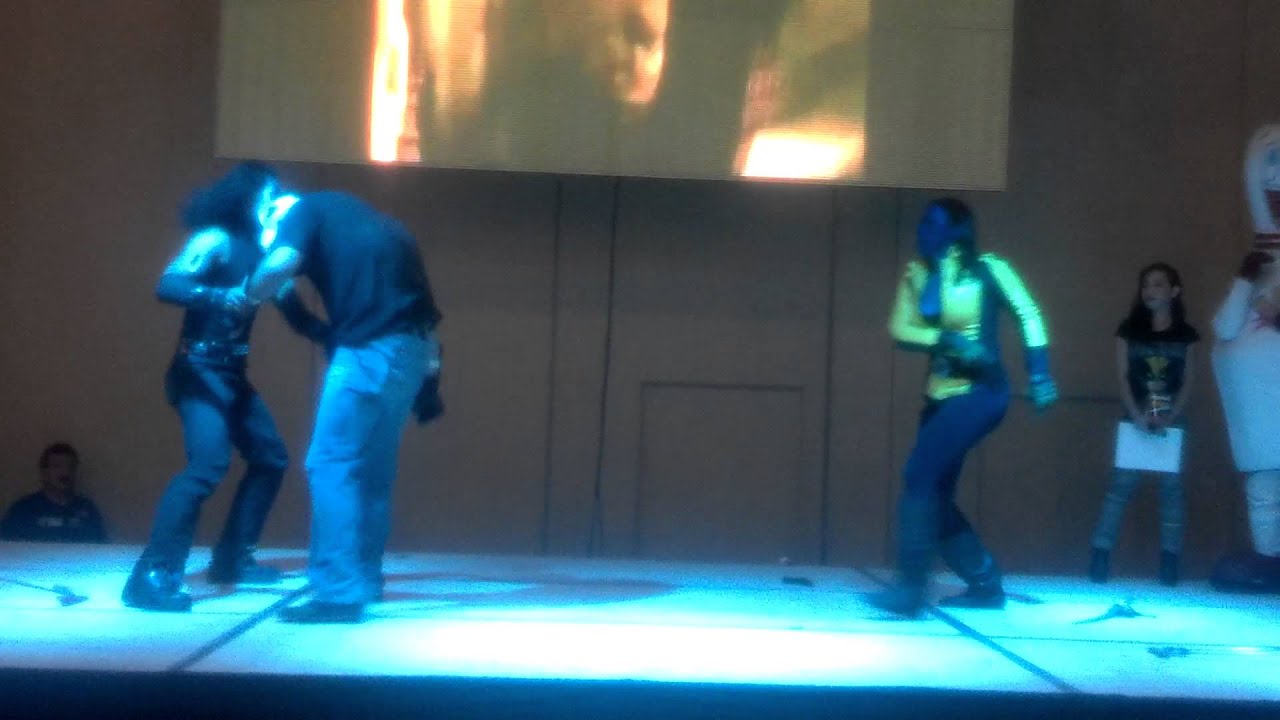 Gamacon Casey jones vs crow vs mystique - YouTube