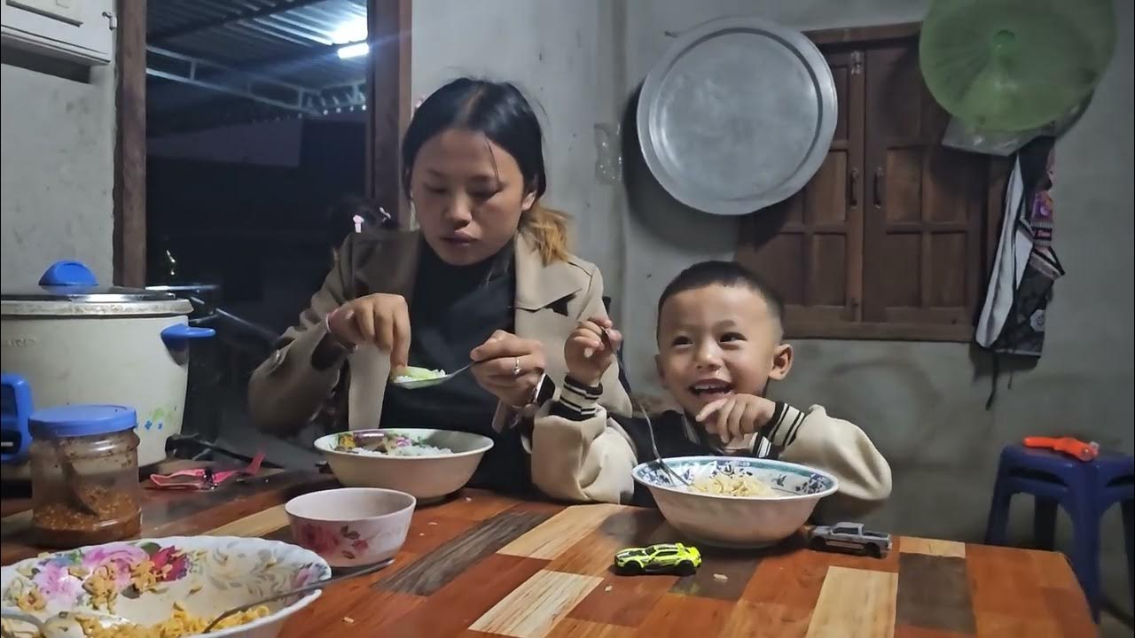 peb cov niam tub noj hmo os - YouTube