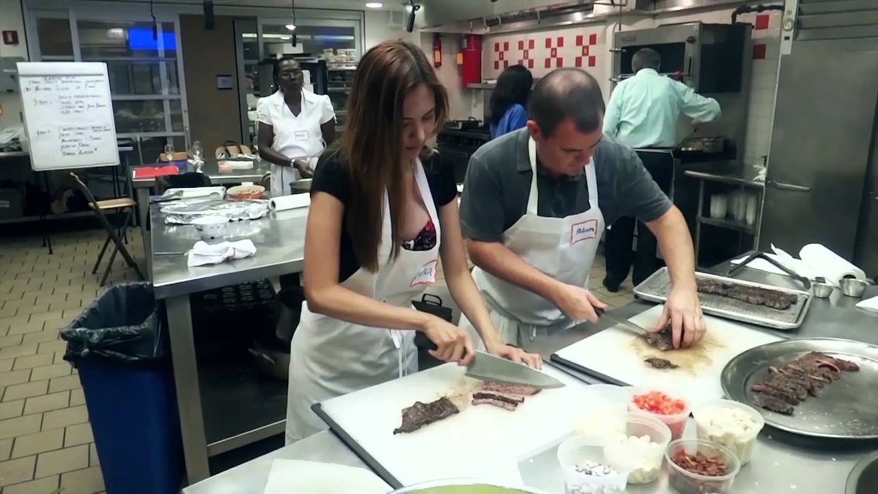 Chef Chitra Trailer - YouTube