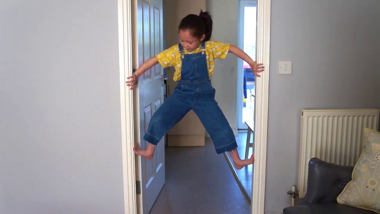 How to climb a door frame like a Ninja Warrior! - YouTube
