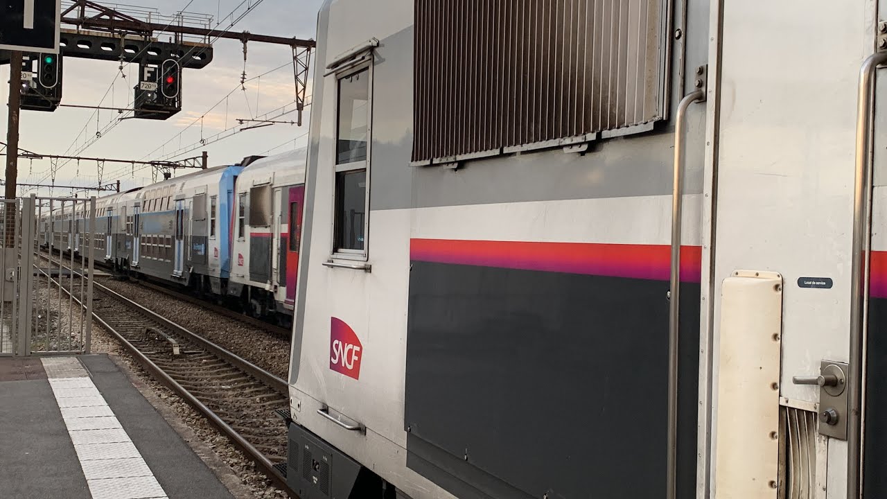 RER-C Z20500/Z8800 Carmillon en gare de Vitry-Les-Ardoines - YouTube